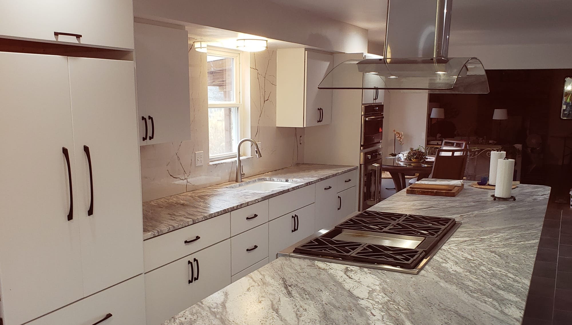 B and Kin Remodeling